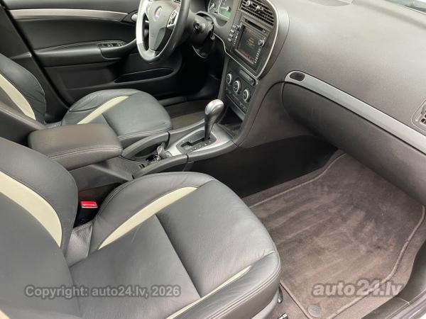 Pelēks Saab 9-3 2008 Tartu, ar dzinēja tilpumu 1.90 L un nobraukumu 246 tūkst. km par 3999 €, foto 8 vietnē AUTOMOTO.COM.LV