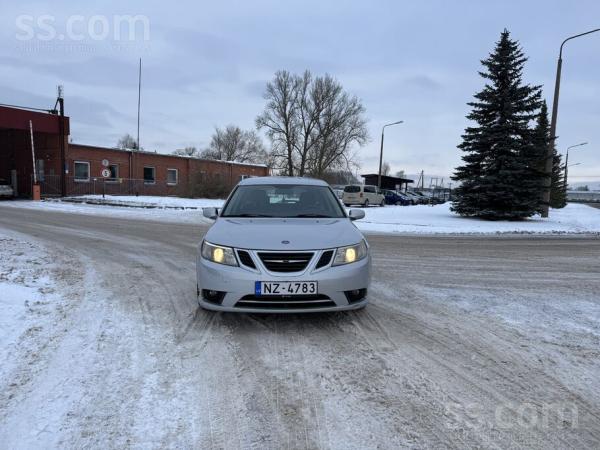 Pelēks Saab 9-3 2009 Cēsis, ar dzinēja tilpumu 1.90 L un nobraukumu 0 tūkst. km par 3300 €, foto 3 vietnē AUTOMOTO.COM.LV