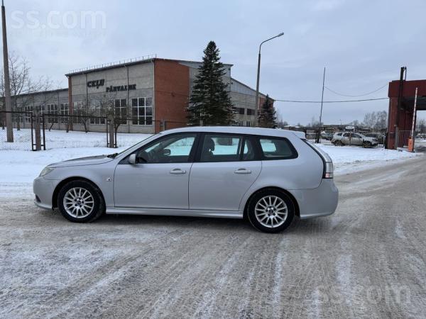 Pelēks Saab 9-3 2009 Cēsis, ar dzinēja tilpumu 1.90 L un nobraukumu 0 tūkst. km par 2900 €, foto 5 vietnē AUTOMOTO.COM.LV