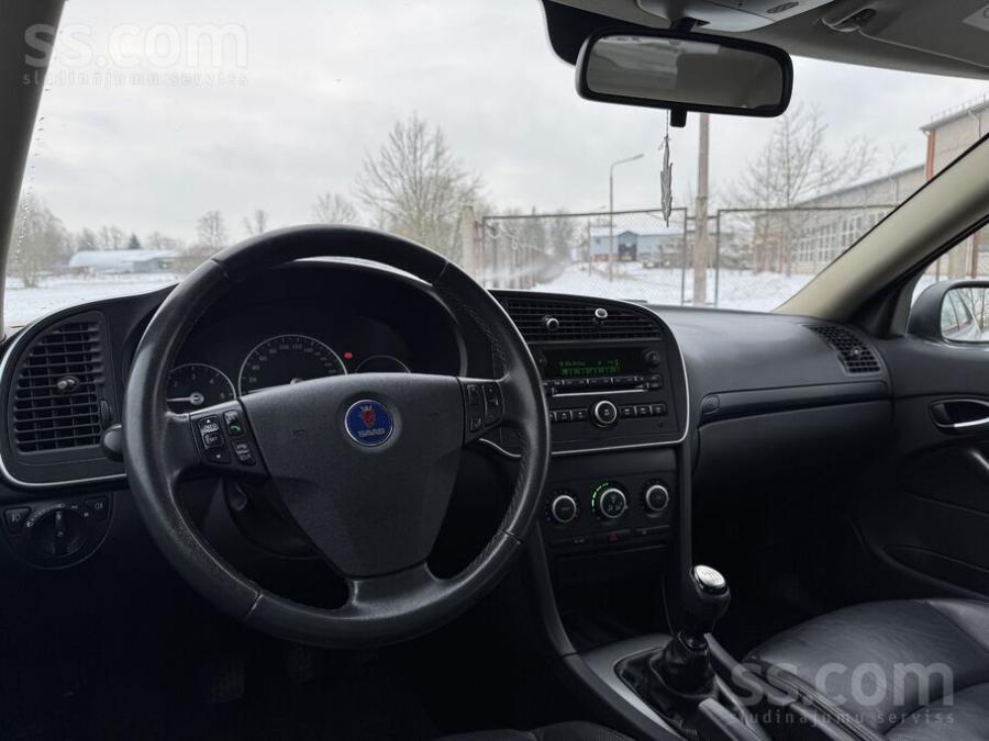 Pelēks Saab 9-3 2009 Cēsis, ar dzinēja tilpumu 1.90 L un nobraukumu 0 tūkst. km par 2900 €, foto 13 vietnē AUTOMOTO.COM.LV