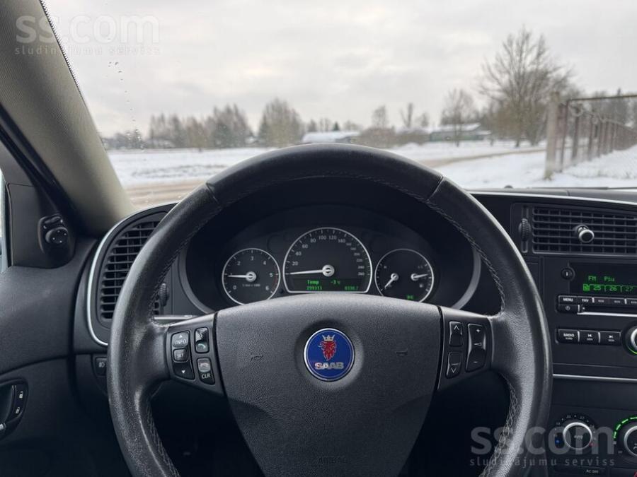 Pelēks Saab 9-3 2009 Cēsis, ar dzinēja tilpumu 1.90 L un nobraukumu 0 tūkst. km par 2900 €, foto 24 vietnē AUTOMOTO.COM.LV