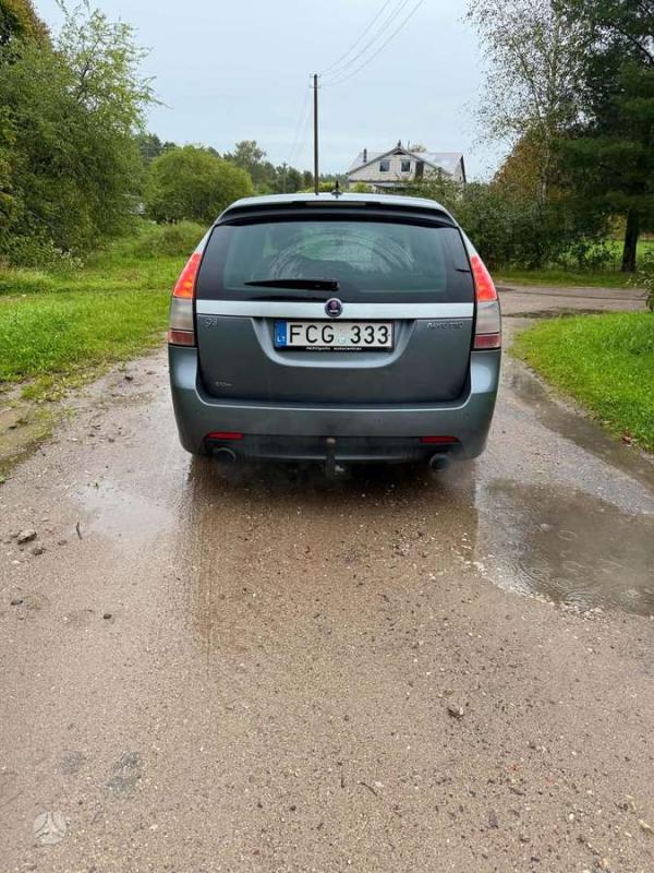 Saab 9-3 2009 in Vievis on AUTOMOTO.COM.LV Grey Saab 9-3 2009 in Vievis, with an engine capacity of 1.91 L and mileage of 315 thousand km for 1900 €, photo 6 on AUTOMOTO.COM.LV