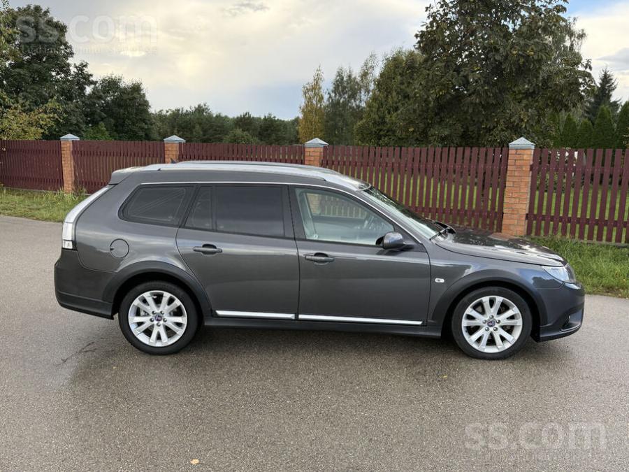 Pelēks Saab 9-3 2011 Rīga, ar dzinēja tilpumu 1.90 L un nobraukumu 289 tūkst. km par 4650 €, foto 4 vietnē AUTOMOTO.COM.LV