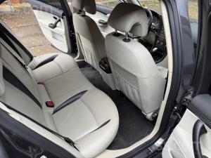 Pelēks Saab 9-3 2011 Rīga, ar dzinēja tilpumu 1.90 L un nobraukumu 289 tūkst. km par 4650 €, foto 19 vietnē AUTOMOTO.COM.LV