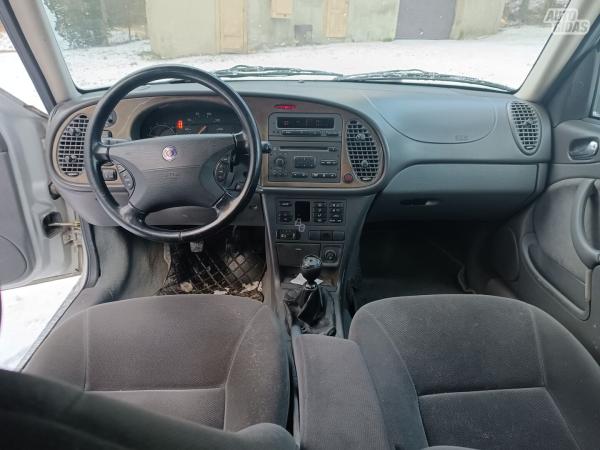 Saab 9-3 1998 Viļņa, ar dzinēja tilpumu 1.80 L un nobraukumu 230 tūkst. km par 750 €, foto 8 vietnē AUTOMOTO.COM.LV
