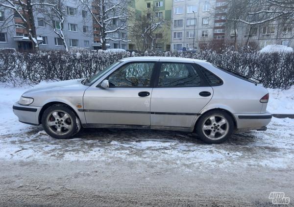 Saab 9-3 2000 Viļņa, ar dzinēja tilpumu 2.00 L un nobraukumu 221 tūkst. km par 500 €, foto 4 vietnē AUTOMOTO.COM.LV