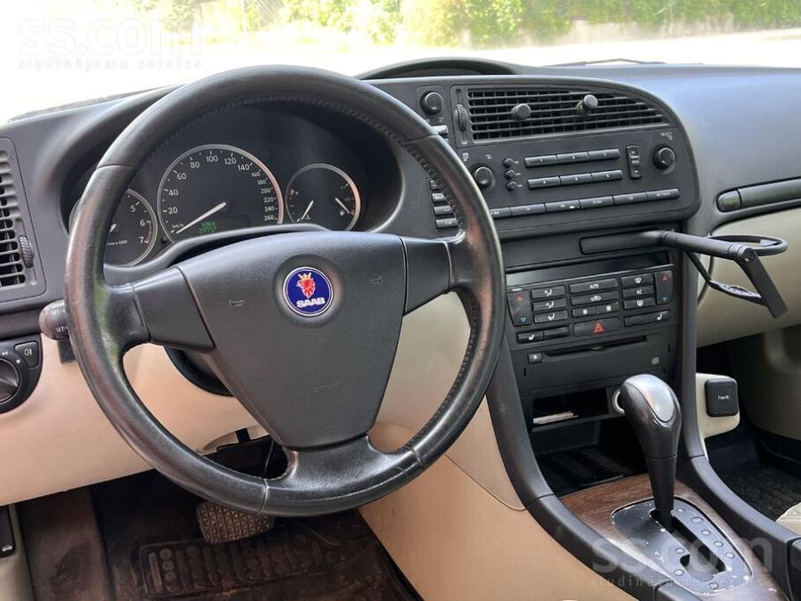 Красный Сааб 9-3 2004 в Елгава, объемом двигателя 1.80 л и пробегом 290 тыс. км за 1250 €, фото 9 на AUTOMOTO.COM.LV