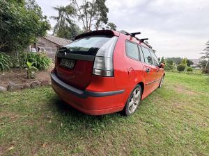 Red Saab 9-3 2007 in Kazlu Ruda, with an engine capacity of 1.91 L and mileage of 234 thousand km for 1600 €, photo 5 on AUTOMOTO.COM.LV