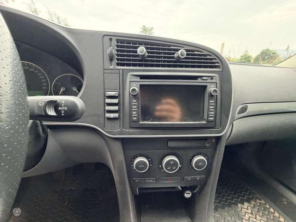 Red Saab 9-3 2007 in Kazlu Ruda, with an engine capacity of 1.91 L and mileage of 234 thousand km for 1600 €, photo 9 on AUTOMOTO.COM.LV