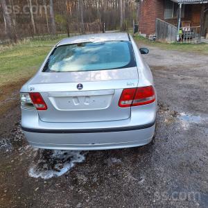 Saab 9-3 2002 Rīga, ar dzinēja tilpumu 2.00 L un nobraukumu 185 tūkst. km par 500 €, foto 4 vietnē AUTOMOTO.COM.LV