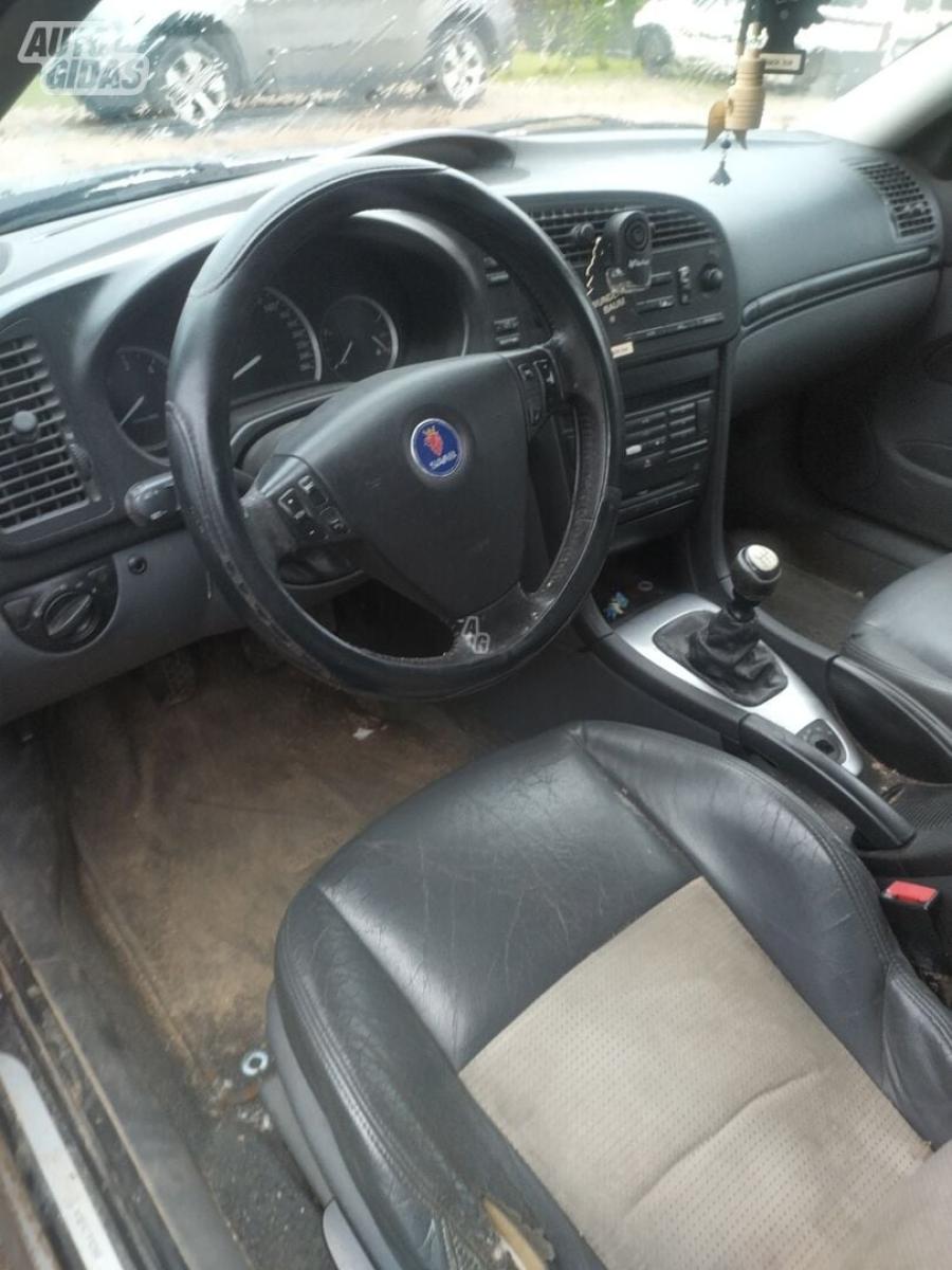Saab 9-3 2003 in Mazeikiai, with an engine capacity of 2.20 L and mileage of 389 thousand km for 600 €, photo 1 on AUTOMOTO.COM.LV