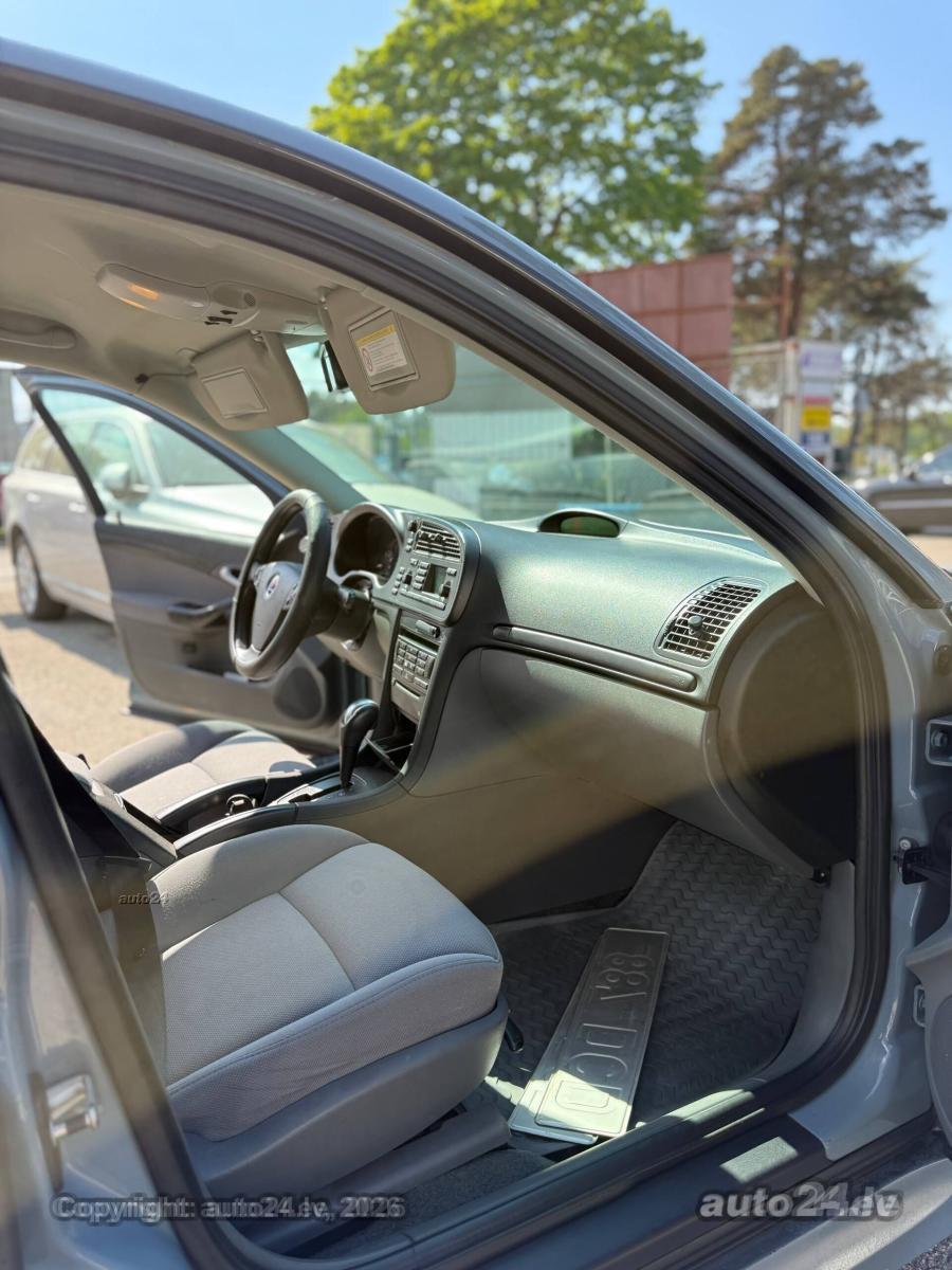 Saab 9-3 2003 Tallina, ar dzinēja tilpumu 2.00 L un nobraukumu 265 tūkst. km par 2500 €, foto 9 vietnē AUTOMOTO.COM.LV