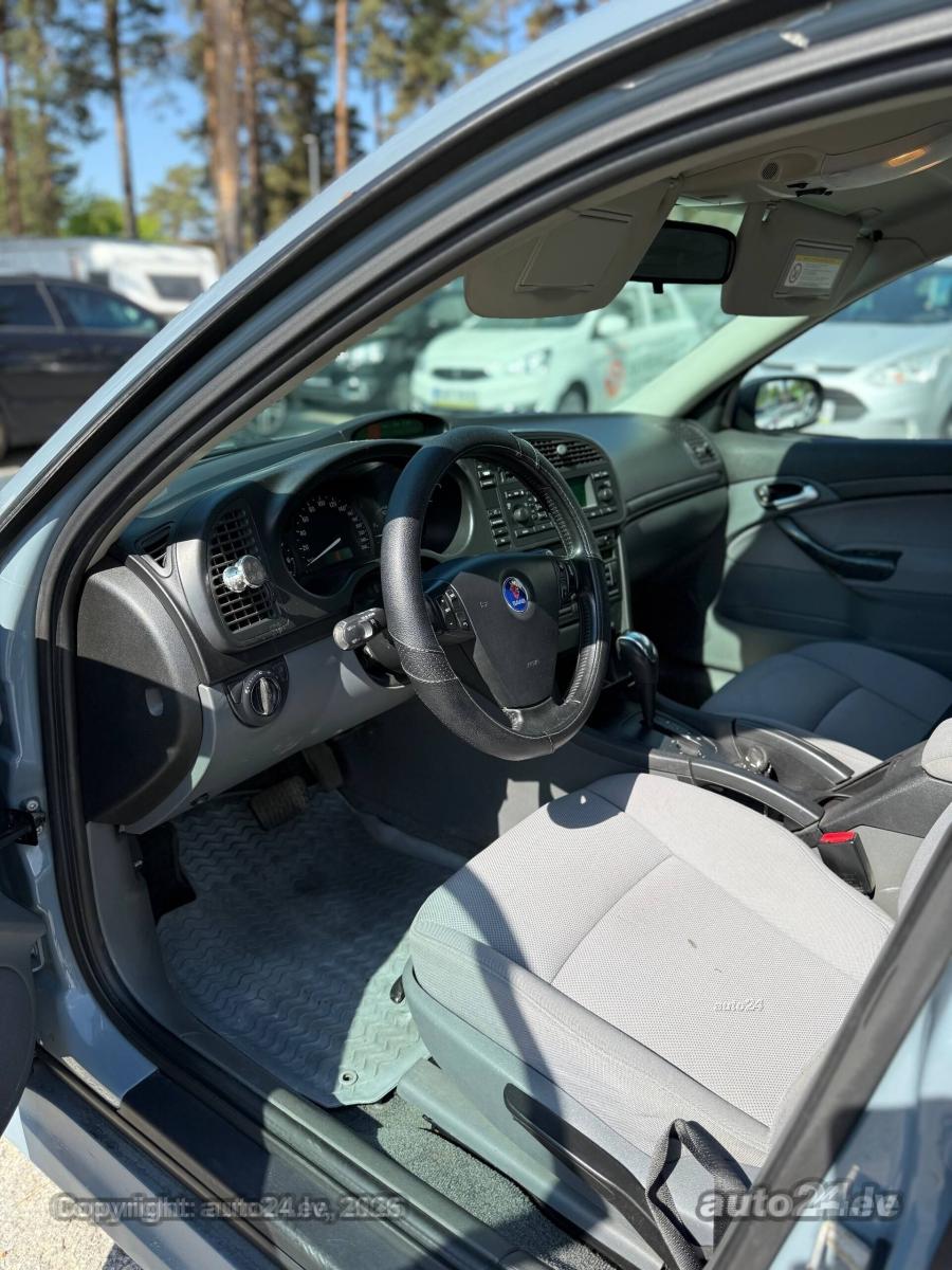 Saab 9-3 2003 Tallina, ar dzinēja tilpumu 2.00 L un nobraukumu 265 tūkst. km par 2500 €, foto 13 vietnē AUTOMOTO.COM.LV