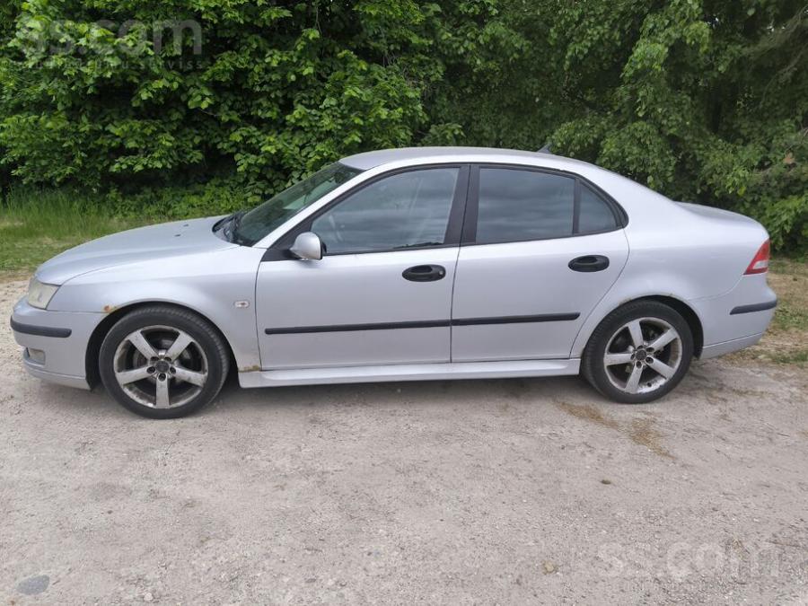 Saab 9-3 2003 Rīga, ar dzinēja tilpumu 2.00 L un nobraukumu 179 tūkst. km par 300 €, foto 4 vietnē AUTOMOTO.COM.LV