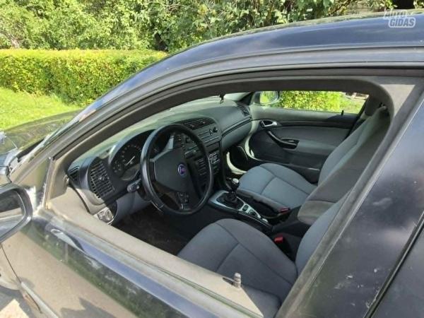 Saab 9-3 2003 in Vilnius, with an engine capacity of 2.00 L and mileage of 300 thousand km for 900 €, photo 5 on AUTOMOTO.COM.LV