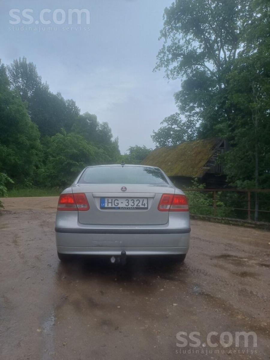 Saab 9-3 2005 Rīga, ar dzinēja tilpumu 2.00 L un nobraukumu 98 tūkst. km par 800 €, foto 4 vietnē AUTOMOTO.COM.LV