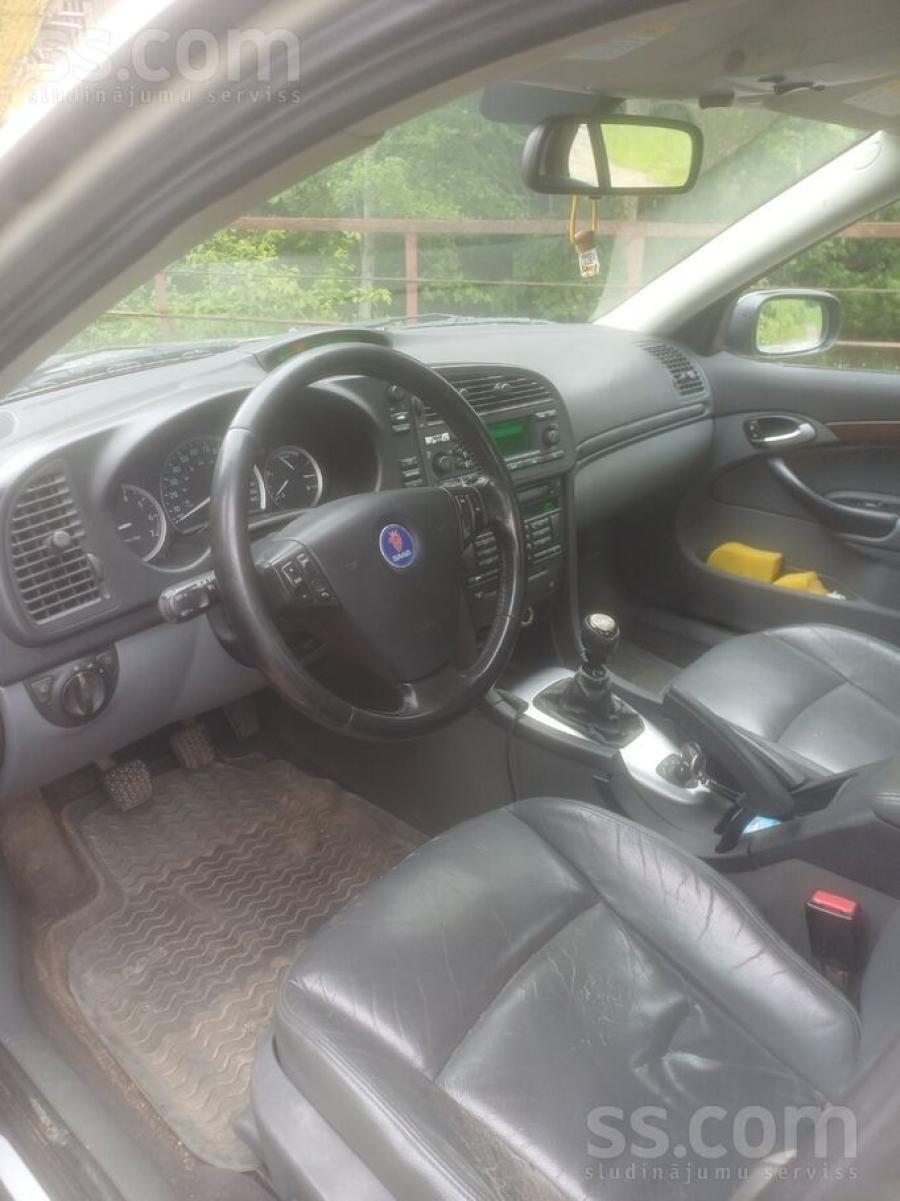 Saab 9-3 2005 Rīga, ar dzinēja tilpumu 2.00 L un nobraukumu 98 tūkst. km par 800 €, foto 5 vietnē AUTOMOTO.COM.LV