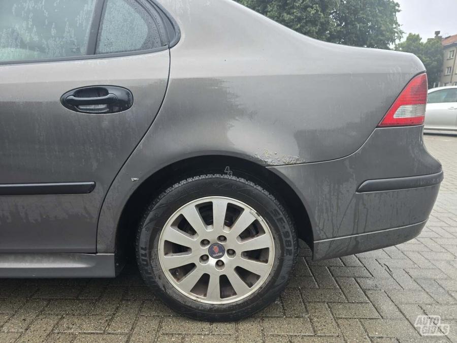 Saab 9-3 2005 in Klaipeda, with an engine capacity of 1.90 L and mileage of 370 thousand km for 900 €, photo 6 on AUTOMOTO.COM.LV
