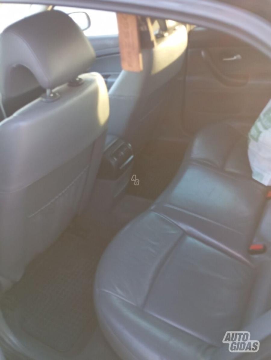 Saab 9-3 2006 Marijampole, ar dzinēja tilpumu 1.90 L un nobraukumu 401 tūkst. km par 600 €, foto 13 vietnē AUTOMOTO.COM.LV