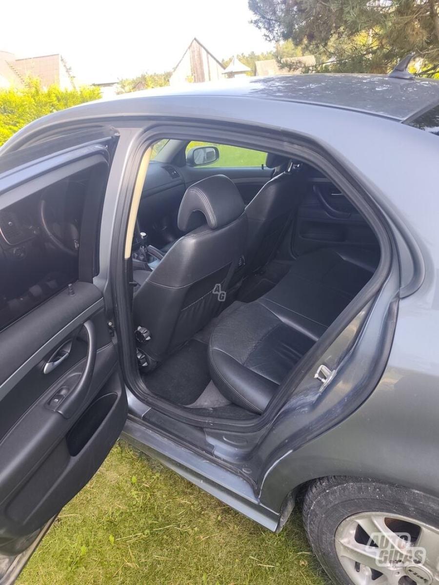 Saab 9-3 2008 in Zarasai, with an engine capacity of 1.90 L and mileage of 359 thousand km for 1200 €, photo 8 on AUTOMOTO.COM.LV