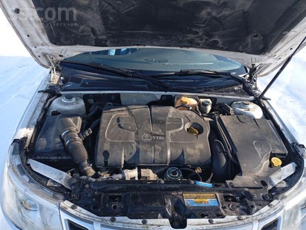 Balts Saab 9-3 2011 Valmiera, ar dzinēja tilpumu 1.90 L un nobraukumu 238 tūkst. km par 3900 €, foto 8 vietnē AUTOMOTO.COM.LV