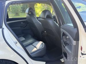 White Saab 9-3 2006 in Cesis, with an engine capacity of 1.90 L and mileage of 339 thousand km for 1500 €, photo 6 on AUTOMOTO.COM.LV