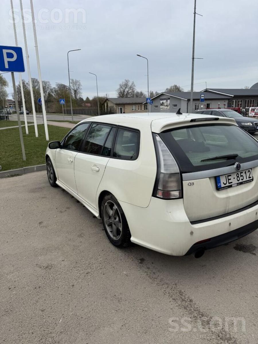Balts Saab 9-3 2008 Daugavpils, ar dzinēja tilpumu 1.90 L un nobraukumu 352 tūkst. km par 2555 €, foto 4 vietnē AUTOMOTO.COM.LV