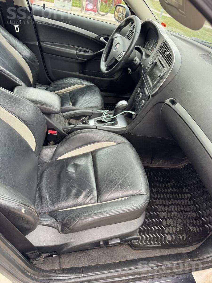 Balts Saab 9-3 2008 Daugavpils, ar dzinēja tilpumu 1.90 L un nobraukumu 352 tūkst. km par 2555 €, foto 16 vietnē AUTOMOTO.COM.LV