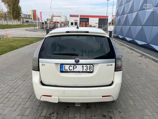 Сааб 9-3 2009 в Шилуте на AUTOMOTO.COM.LV Белый Сааб 9-3 2009 в Шилуте, объемом двигателя 1.90 л и пробегом 310 тыс. км за 850 €, фото 6 на AUTOMOTO.COM.LV