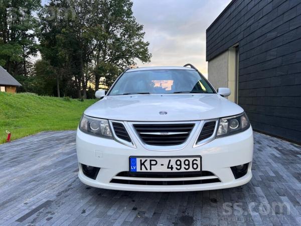 White Saab 9-3 2011 in Valmiera, with an engine capacity of 1.90 L and mileage of 0 thousand km for 1650 €, photo 2 on AUTOMOTO.COM.LV