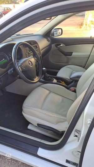 White Saab 9-3 2011 in Anyksciai, with an engine capacity of 1.91 L and mileage of 288 thousand km for 2850 €, photo 7 on AUTOMOTO.COM.LV