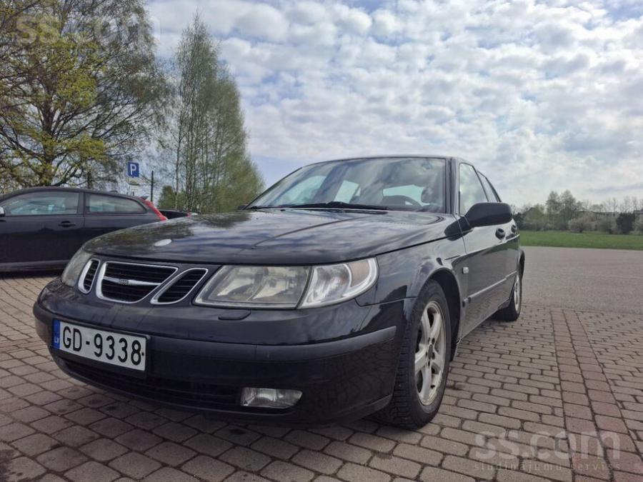 Black Saab 9-5 2002 in Riga, with an engine capacity of 3.00 L and mileage of 326 thousand km for 900 €, photo 1 on AUTOMOTO.COM.LV
