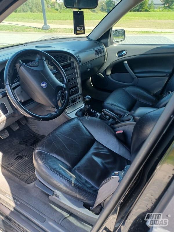 Black Saab 9-5 2002 in Jurbarkas, with an engine capacity of 2.20 L and mileage of 270 thousand km for 999 €, photo 5 on AUTOMOTO.COM.LV
