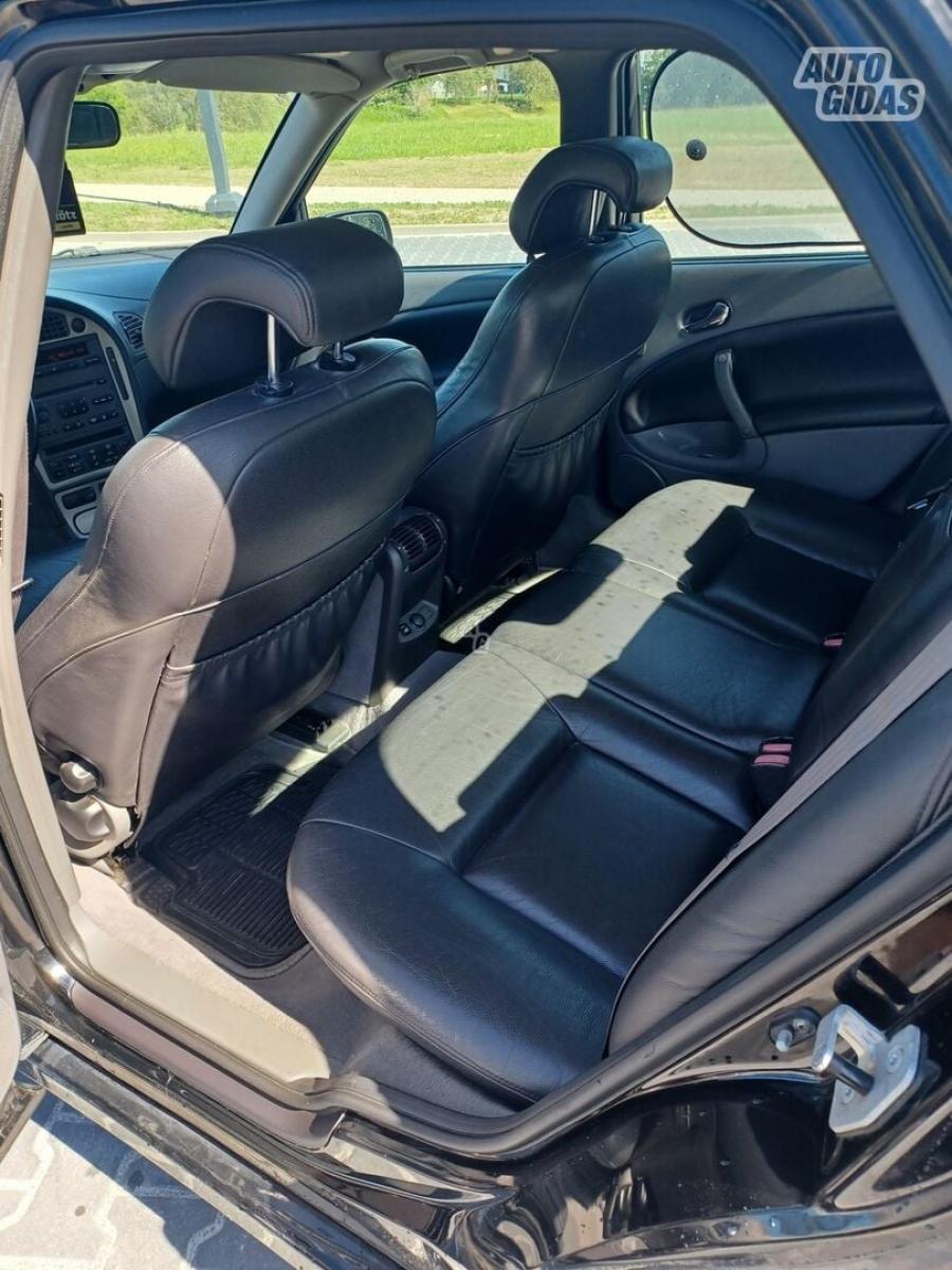 Black Saab 9-5 2002 in Jurbarkas, with an engine capacity of 2.20 L and mileage of 270 thousand km for 999 €, photo 7 on AUTOMOTO.COM.LV