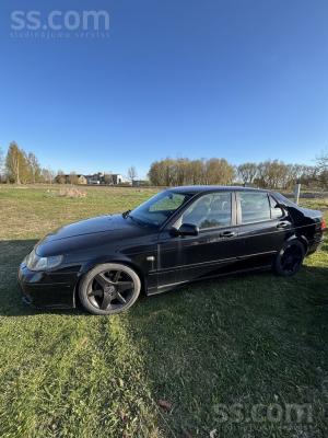 Melns Saab 9-5 2003 Bauska, ar dzinēja tilpumu 2.30 L un nobraukumu 200 tūkst. km par 1500 €, foto  vietnē AUTOMOTO.COM.LV