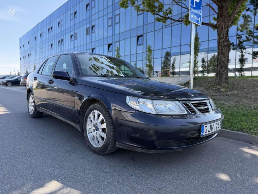 Black Saab 9-5 2003 in Panevezys, with an engine capacity of 2.17 L and mileage of 304 thousand km for 850 €, photo 1 on AUTOMOTO.COM.LV