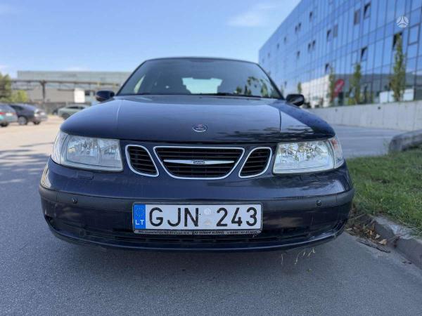 Black Saab 9-5 2003 in Panevezys, with an engine capacity of 2.17 L and mileage of 304 thousand km for 850 €, photo 5 on AUTOMOTO.COM.LV