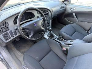 Black Saab 9-5 2003 in Panevezys, with an engine capacity of 2.17 L and mileage of 304 thousand km for 850 €, photo 15 on AUTOMOTO.COM.LV