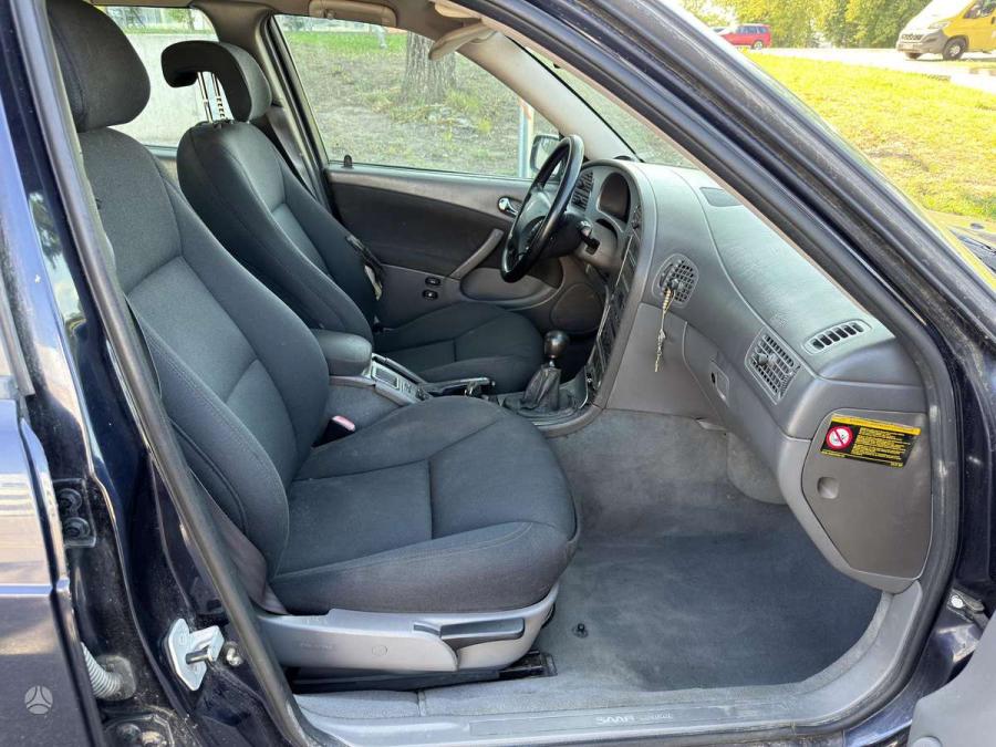 Black Saab 9-5 2003 in Panevezys, with an engine capacity of 2.17 L and mileage of 304 thousand km for 850 €, photo 19 on AUTOMOTO.COM.LV