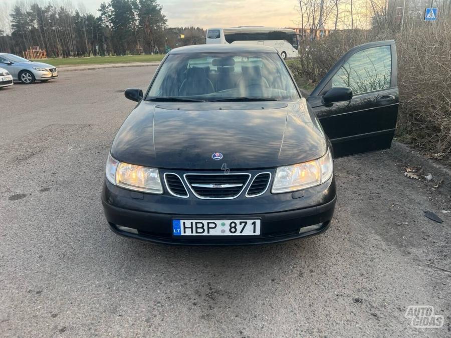 Black Saab 9-5 2004 in Vilnius, with an engine capacity of 2.00 L and mileage of 401 thousand km for 1200 €, photo 4 on AUTOMOTO.COM.LV