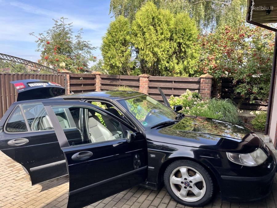 Black Saab 9-5 2004 in Vilnius, with an engine capacity of 2.30 L and mileage of 228 thousand km for 2222 €, photo 1 on AUTOMOTO.COM.LV