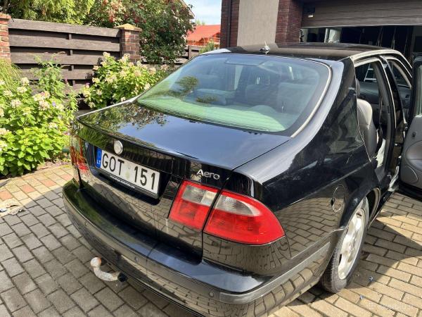 Black Saab 9-5 2004 in Vilnius, with an engine capacity of 2.30 L and mileage of 228 thousand km for 2222 €, photo 7 on AUTOMOTO.COM.LV