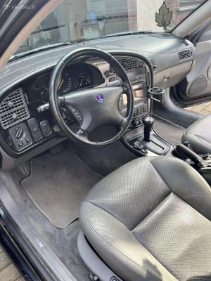 Black Saab 9-5 2004 in Vilnius, with an engine capacity of 2.30 L and mileage of 228 thousand km for 2222 €, photo 9 on AUTOMOTO.COM.LV