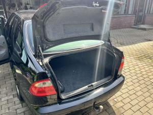 Black Saab 9-5 2004 in Vilnius, with an engine capacity of 2.30 L and mileage of 228 thousand km for 2222 €, photo 12 on AUTOMOTO.COM.LV