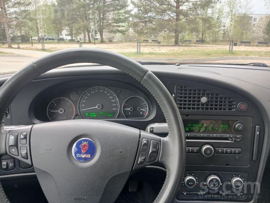 Melns Saab 9-5 2006 Rīga, ar dzinēja tilpumu 1.90 L un nobraukumu 343 tūkst. km par 1300 €, foto 3 vietnē AUTOMOTO.COM.LV