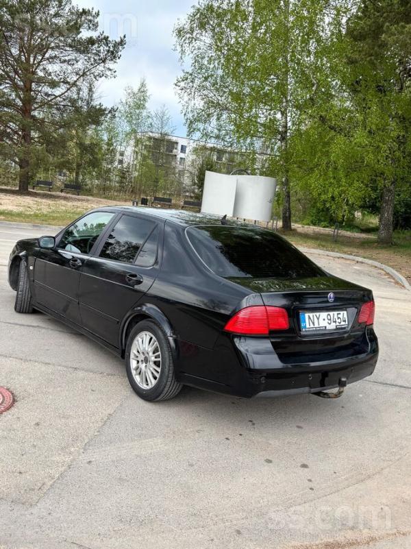 Melns Saab 9-5 2006 Rīga, ar dzinēja tilpumu 1.90 L un nobraukumu 343 tūkst. km par 1300 €, foto 5 vietnē AUTOMOTO.COM.LV