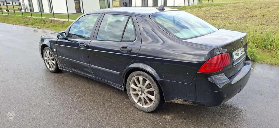 Melns Saab 9-5 2006 Kauņa, ar dzinēja tilpumu 1.91 L un nobraukumu 279 tūkst. km par 900 €, foto 5 vietnē AUTOMOTO.COM.LV