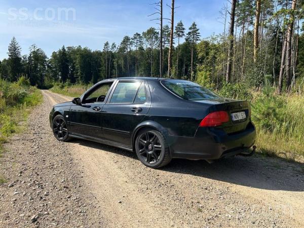 Черный Сааб 9-5 2006 в Рига, объемом двигателя 2.30 л и пробегом 320 тыс. км за 1300 €, фото 2 на AUTOMOTO.COM.LV
