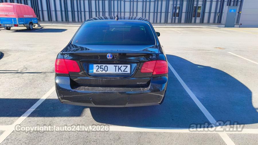 Black Saab 9-5 2007 in Parnu, with an engine capacity of 2.30 L and mileage of 370 thousand km for 1850 €, photo 4 on AUTOMOTO.COM.LV
