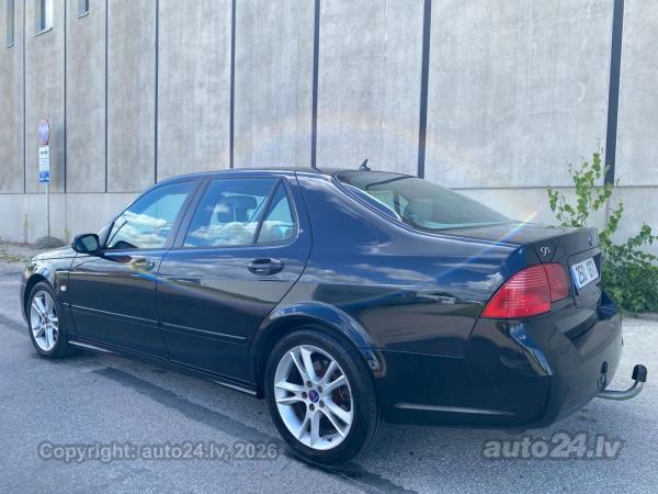 Black Saab 9-5 2008 in Tartu, with an engine capacity of 1.90 L and mileage of 342 thousand km for 3999 €, photo 3 on AUTOMOTO.COM.LV